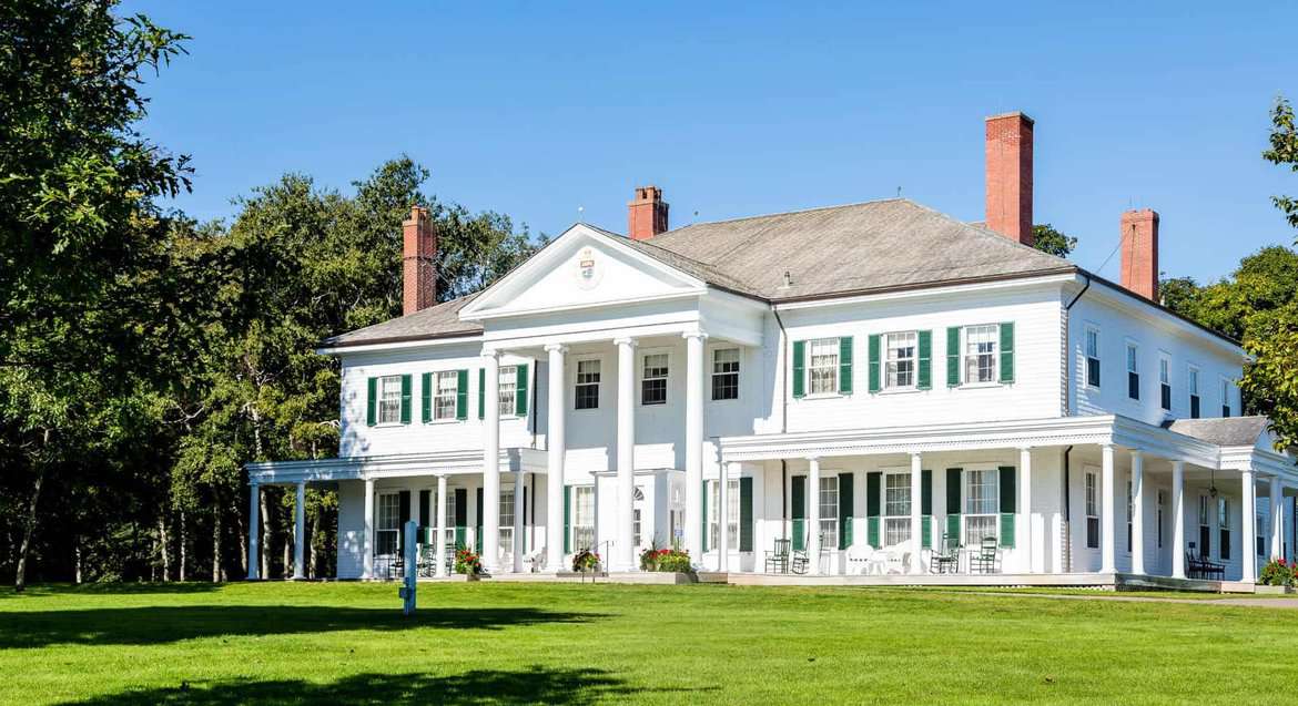 Colonial Architecture -Briggs Freeman Sotheby's International