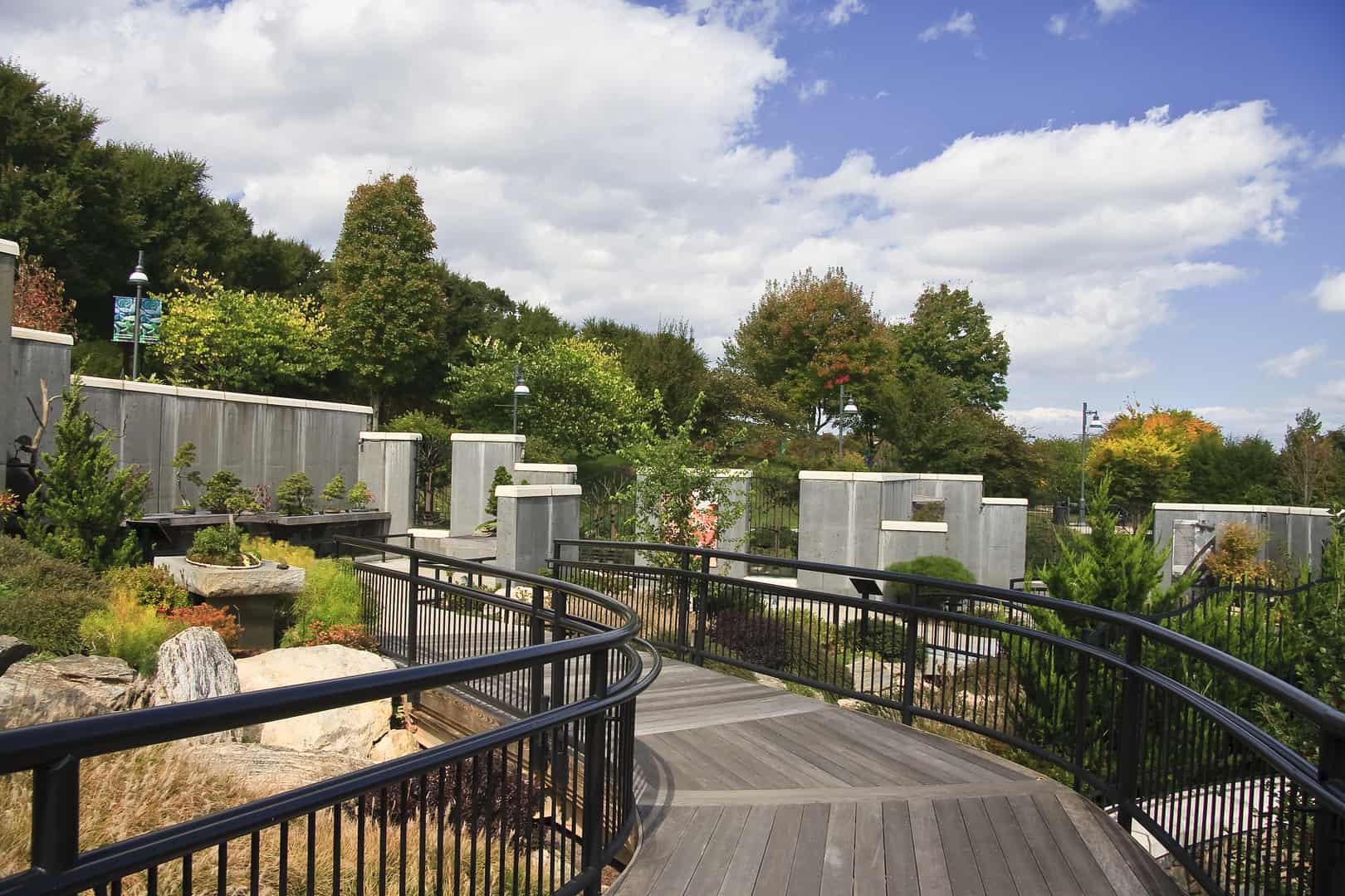 Ingenious Odd-Shaped Houses for Oddly Shaped Lots