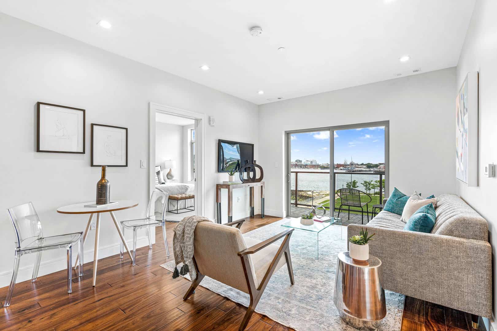 Luxury Apartments in Boston - The Mark East Boston | Advisors Living