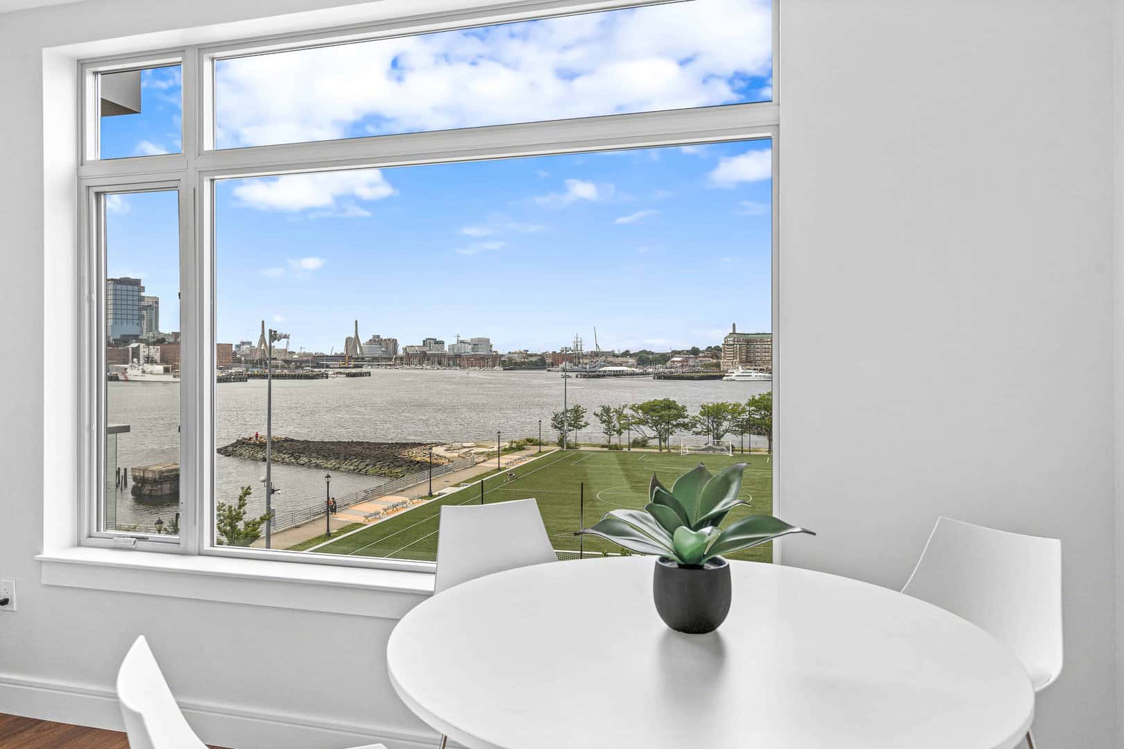 Luxury Apartments in Boston - The Mark East Boston | Advisors Living