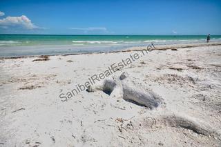 Cyprina Beach Townhomes & Condos | Sanibel Condos