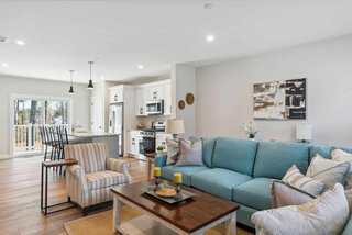 Bayberry Commons - Green O'Neill Properties