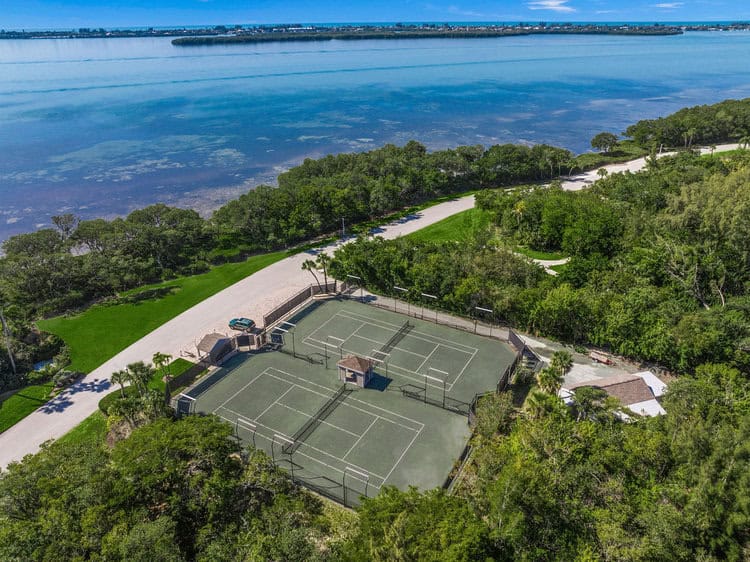 Tidy Island, Bradenton FL Community Guide | Michael Saunders & Company