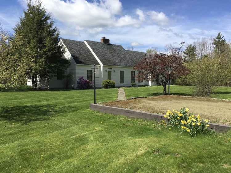 Serving the Upper Valley for over 40 years. - Roger Clarkson Realtors