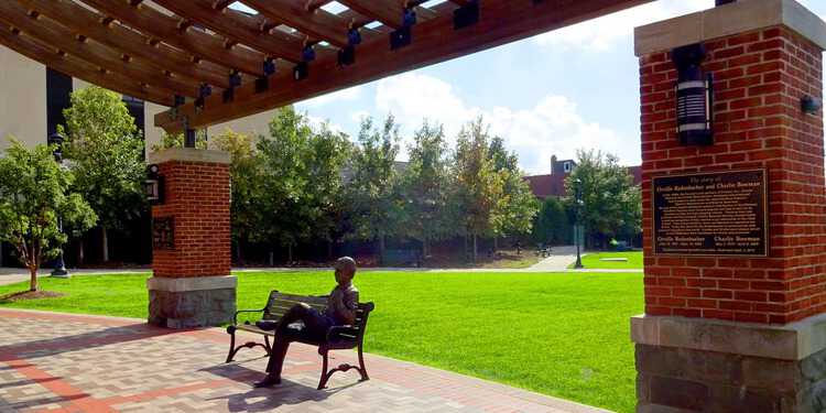 Northwest Indiana & Central IL Realtor | McColly Real Estate