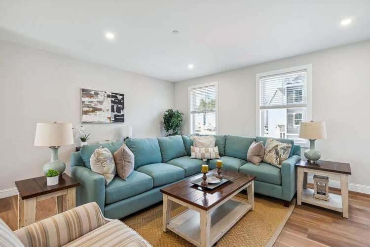 Bayberry Commons - Green O'Neill Properties