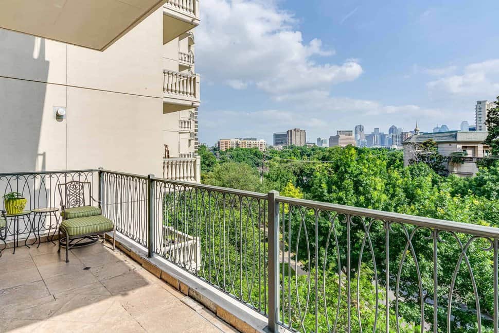 The Vendome | Briggs Freeman Sotheby's International Realty