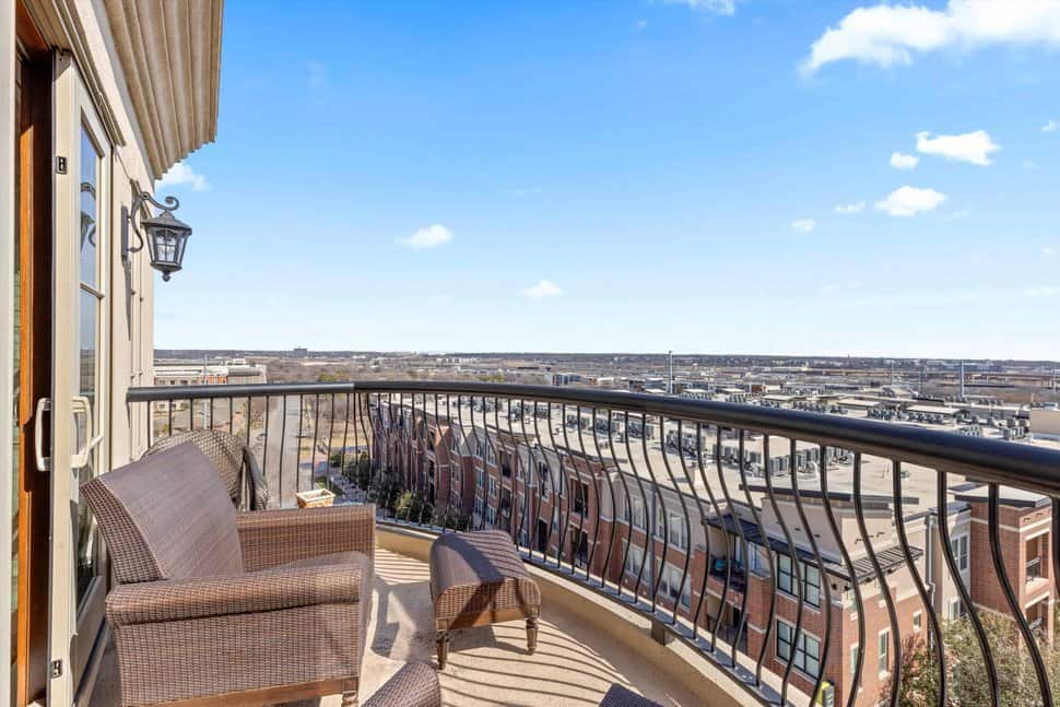 Villa de Leon | Briggs Freeman Sotheby's International Realty