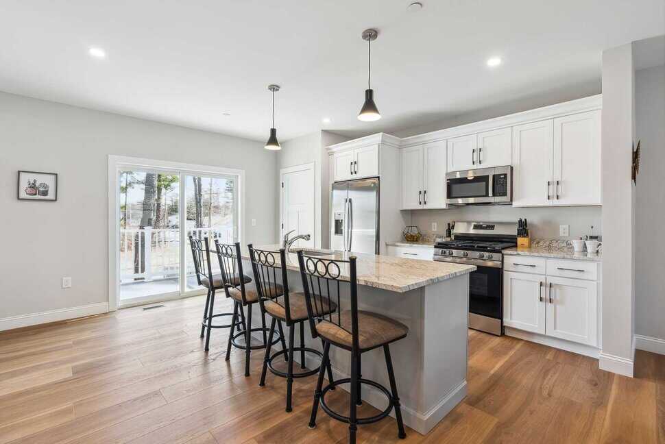 Bayberry Commons - Green O'Neill Properties