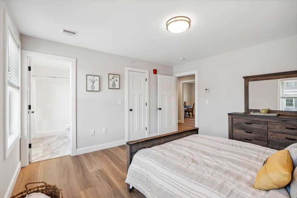 Bayberry Commons - Green O'Neill Properties